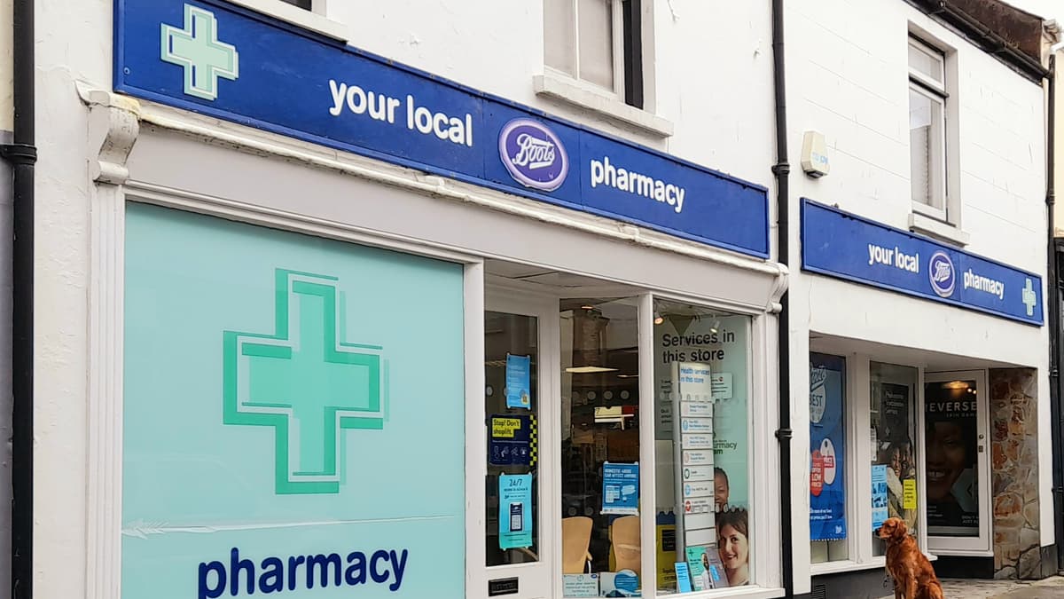 High-street pharmacy issue emergency recall for paracetamol | wsfp.co.uk